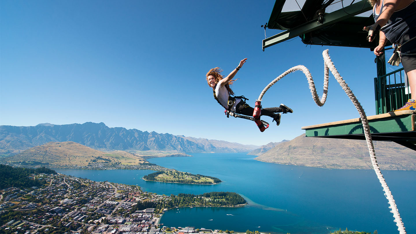 7 Best Places to Bungee Jump in New Zealand - backpackerboard NZ